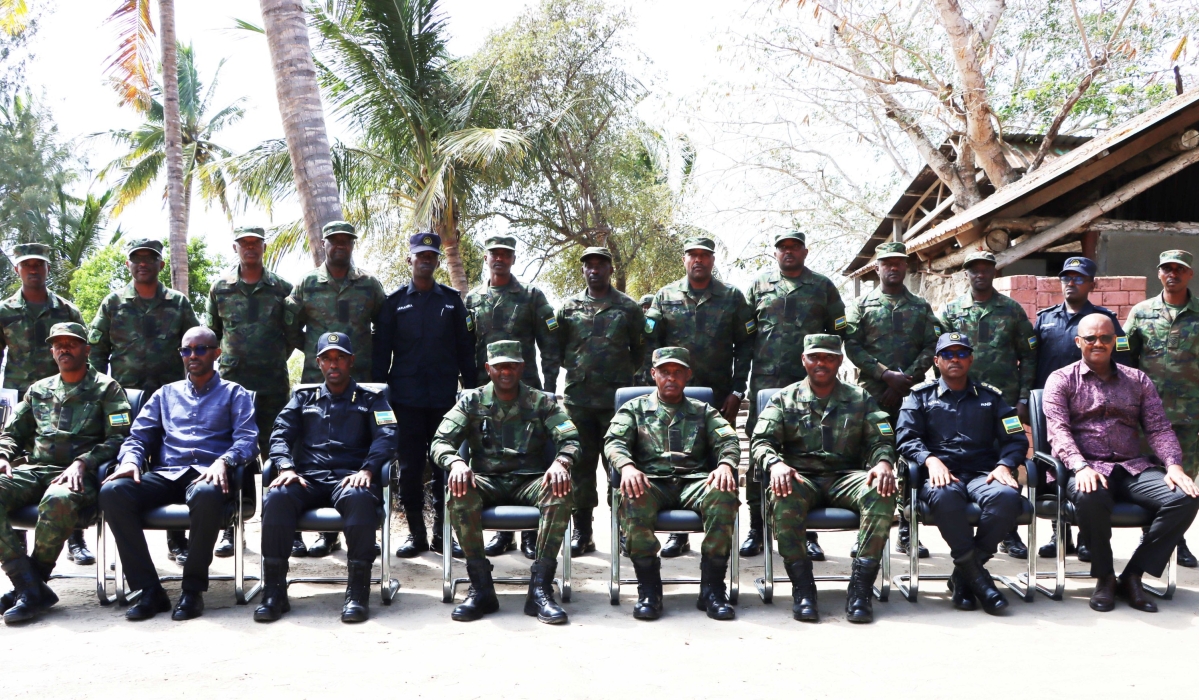 New Rwandan General takes over force command in northern Mozambique ...