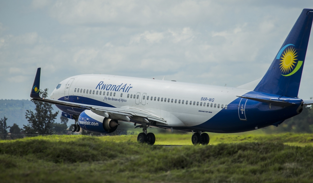 RwandAir expands fleet with new Boeing 737 aircraft - AfricaNews360