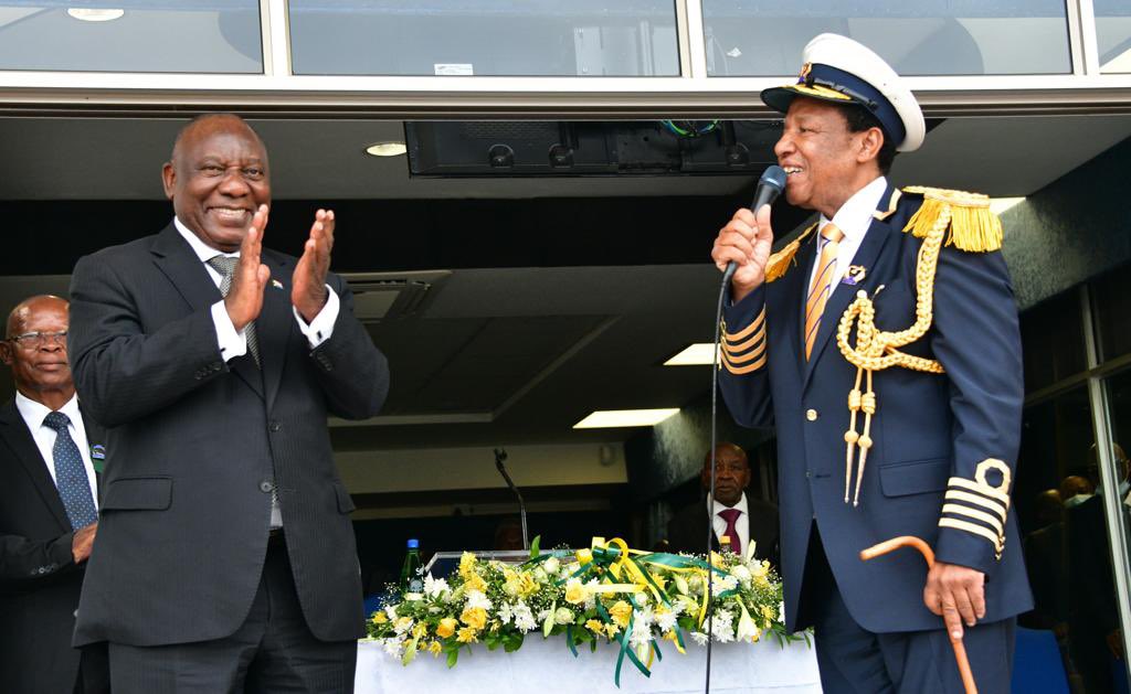 Ramaphosa Courts ZCC faithful in Pre-Election Church Visit - AfricaNews360
